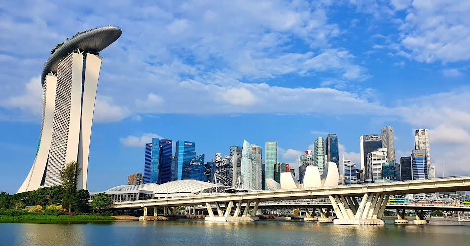 Singapore, a metropolitan city and a country, melted into one - Silver ...